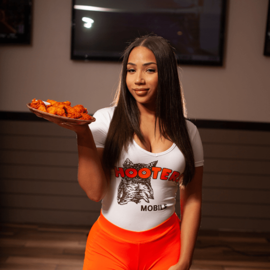 Hooters in Mobile, AL - (251) 345-9544 | Bayou Fox Hooters